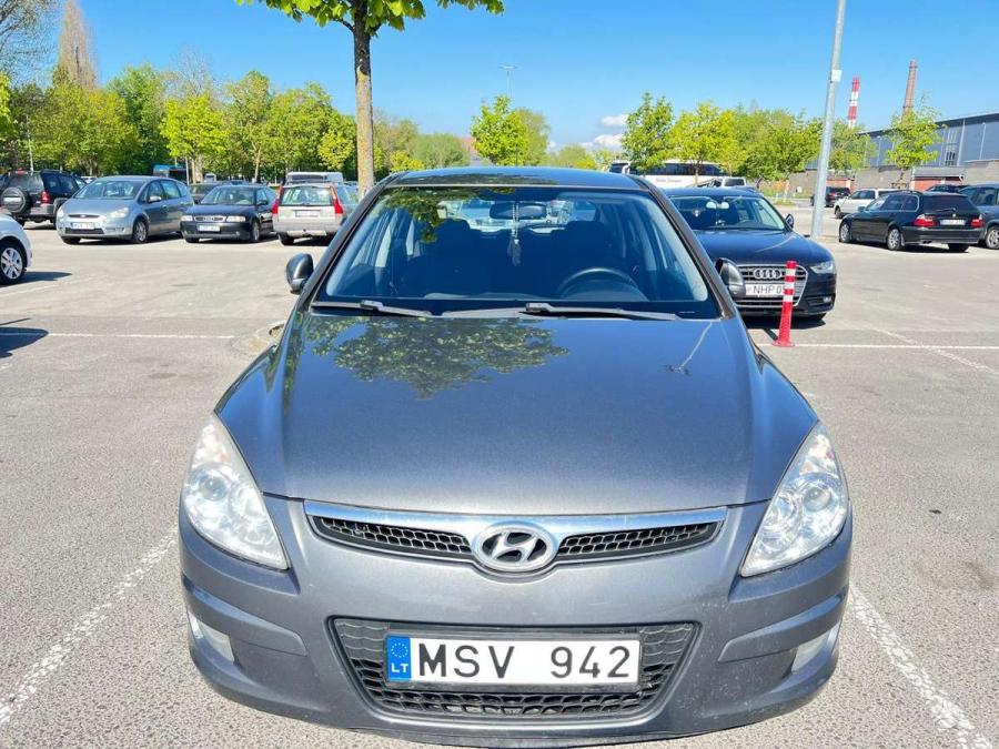 Серый Хендай i30 2008 в Клайпеда, объемом двигателя 1.60 л и пробегом 380 тыс. км за 1400 €, фото 8 на AUTOMOTO.COM.LV