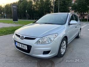 Grey Hyundai i30 2008 in Narva, with an engine capacity of 1.40 L and mileage of 215 thousand km for 1999 €, photo 13 on AUTOMOTO.COM.LV