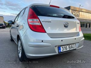 Grey Hyundai i30 2008 in Narva, with an engine capacity of 1.40 L and mileage of 215 thousand km for 1999 €, photo 14 on AUTOMOTO.COM.LV