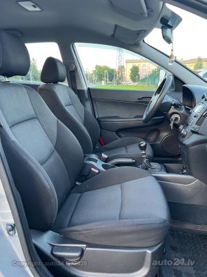 Grey Hyundai i30 2008 in Narva, with an engine capacity of 1.40 L and mileage of 215 thousand km for 1999 €, photo 20 on AUTOMOTO.COM.LV