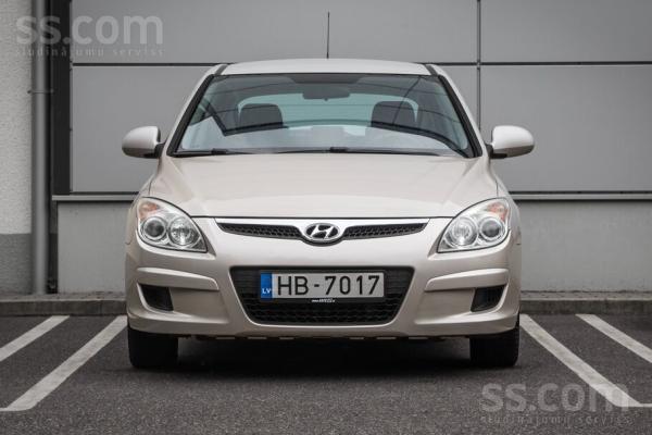 Серый Хендай i30 2008 в Рига, объемом двигателя 1.60 л и пробегом 186 тыс. км за 1990 €, фото 2 на AUTOMOTO.COM.LV