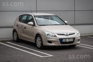 Pelēks Hyundai i30 2008 Rīga, ar dzinēja tilpumu 1.60 L un nobraukumu 186 tūkst. km par 1990 €, foto 4 vietnē AUTOMOTO.COM.LV