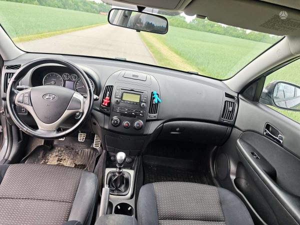 Серый Хендай i30 2008 в Акмяне, объемом двигателя 1.59 л и пробегом 249 тыс. км за 1450 €, фото 8 на AUTOMOTO.COM.LV