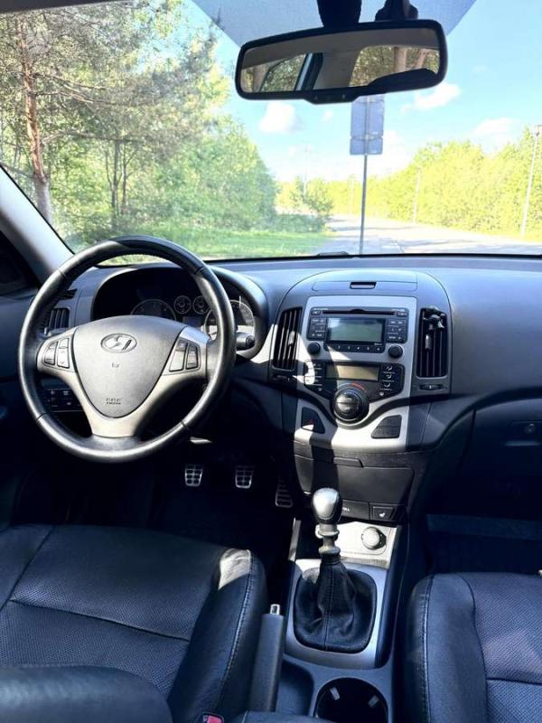 Grey Hyundai i30 2008 in Kretinga, with an engine capacity of 1.99 L and mileage of 174 thousand km for 2150 €, photo 10 on AUTOMOTO.COM.LV