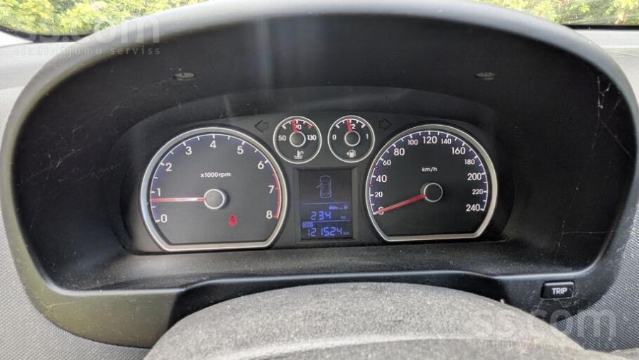 Pelēks Hyundai i30 2008 Rīga, ar dzinēja tilpumu 1.40 L un nobraukumu 122 tūkst. km par 600 €, foto 8 vietnē AUTOMOTO.COM.LV