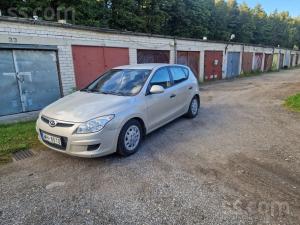 Grey Hyundai i30 2008 in Riga, with an engine capacity of 1.60 L and mileage of 298 thousand km for 1600 €, photo  on AUTOMOTO.COM.LV