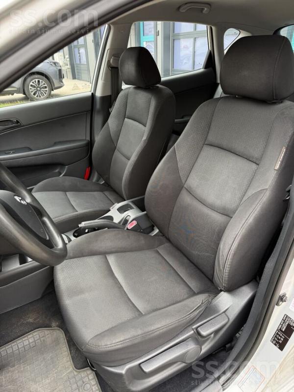 Pelēks Hyundai i30 2008 Rīga, ar dzinēja tilpumu 1.40 L un nobraukumu 184 tūkst. km par 2800 €, foto 9 vietnē AUTOMOTO.COM.LV