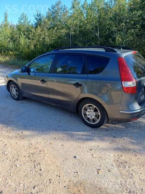 Pelēks Hyundai i30 2008 Madona, ar dzinēja tilpumu 1.60 L un nobraukumu 352 tūkst. km par 1700 €, foto  vietnē AUTOMOTO.COM.LV