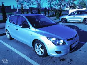 Серый Хендай i30 2009 в Клайпеда, объемом двигателя 1.40 л и пробегом 150 тыс. км за 1200 €, фото 3 на AUTOMOTO.COM.LV