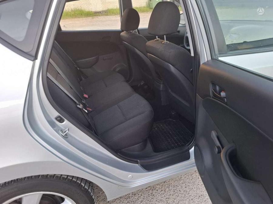 Grey Hyundai i30 2009 in Pakruojis, with an engine capacity of 1.40 L and mileage of 151 thousand km for 2250 €, photo 12 on AUTOMOTO.COM.LV