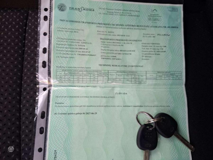 Grey Hyundai i30 2009 in Pakruojis, with an engine capacity of 1.40 L and mileage of 151 thousand km for 2250 €, photo 19 on AUTOMOTO.COM.LV