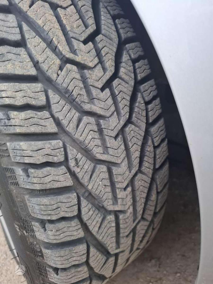 Grey Hyundai i30 2009 in Pakruojis, with an engine capacity of 1.40 L and mileage of 151 thousand km for 2250 €, photo 20 on AUTOMOTO.COM.LV
