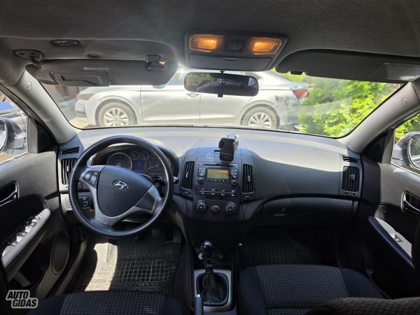 Pelēks Hyundai i30 2009 Klaipėda, ar dzinēja tilpumu 1.60 L un nobraukumu 199 tūkst. km par 2200 €, foto 6 vietnē AUTOMOTO.COM.LV