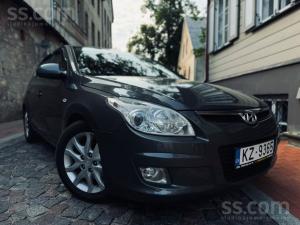 Grey Hyundai i30 2009 in Cesis, with an engine capacity of 1.60 L and mileage of 0 thousand km for 2350 €, photo  on AUTOMOTO.COM.LV
