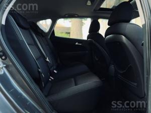 Grey Hyundai i30 2009 in Cesis, with an engine capacity of 1.60 L and mileage of 0 thousand km for 2350 €, photo 10 on AUTOMOTO.COM.LV