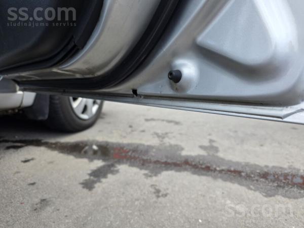 Pelēks Hyundai i30 2009 Rīga, ar dzinēja tilpumu 1.40 L un nobraukumu 184 tūkst. km par 2000 €, foto 9 vietnē AUTOMOTO.COM.LV