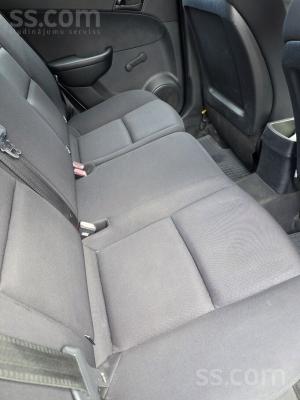 Pelēks Hyundai i30 2009 Rīga, ar dzinēja tilpumu 1.40 L un nobraukumu 184 tūkst. km par 2000 €, foto 12 vietnē AUTOMOTO.COM.LV