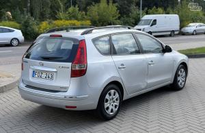 Grey Hyundai i30 2009 in Vilnius, with an engine capacity of 1.60 L and mileage of 214 thousand km for 1450 €, photo 9 on AUTOMOTO.COM.LV