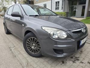 Серый Хендай i30 2010 в Рига, объемом двигателя 1.60 л и пробегом 266 тыс. км за 1900 €, фото  на AUTOMOTO.COM.LV