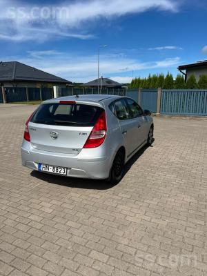 Серый Хендай i30 2010 в Рига, объемом двигателя 1.60 л и пробегом 223 тыс. км за 2550 €, фото 4 на AUTOMOTO.COM.LV