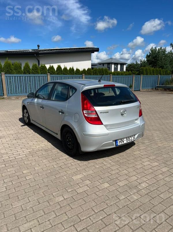 Grey Hyundai i30 2010 in Riga, with an engine capacity of 1.60 L and mileage of 223 thousand km for 2550 €, photo 8 on AUTOMOTO.COM.LV