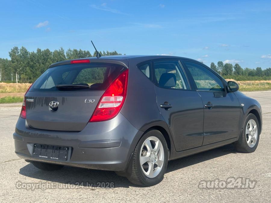 Серый Хендай i30 2010 в Тарту, объемом двигателя 1.60 л и пробегом 124 тыс. км за 4950 €, фото 3 на AUTOMOTO.COM.LV