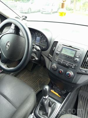 Pelēks Hyundai i30 2010 Rīga, ar dzinēja tilpumu 1.40 L un nobraukumu 285 tūkst. km par 1700 €, foto 10 vietnē AUTOMOTO.COM.LV