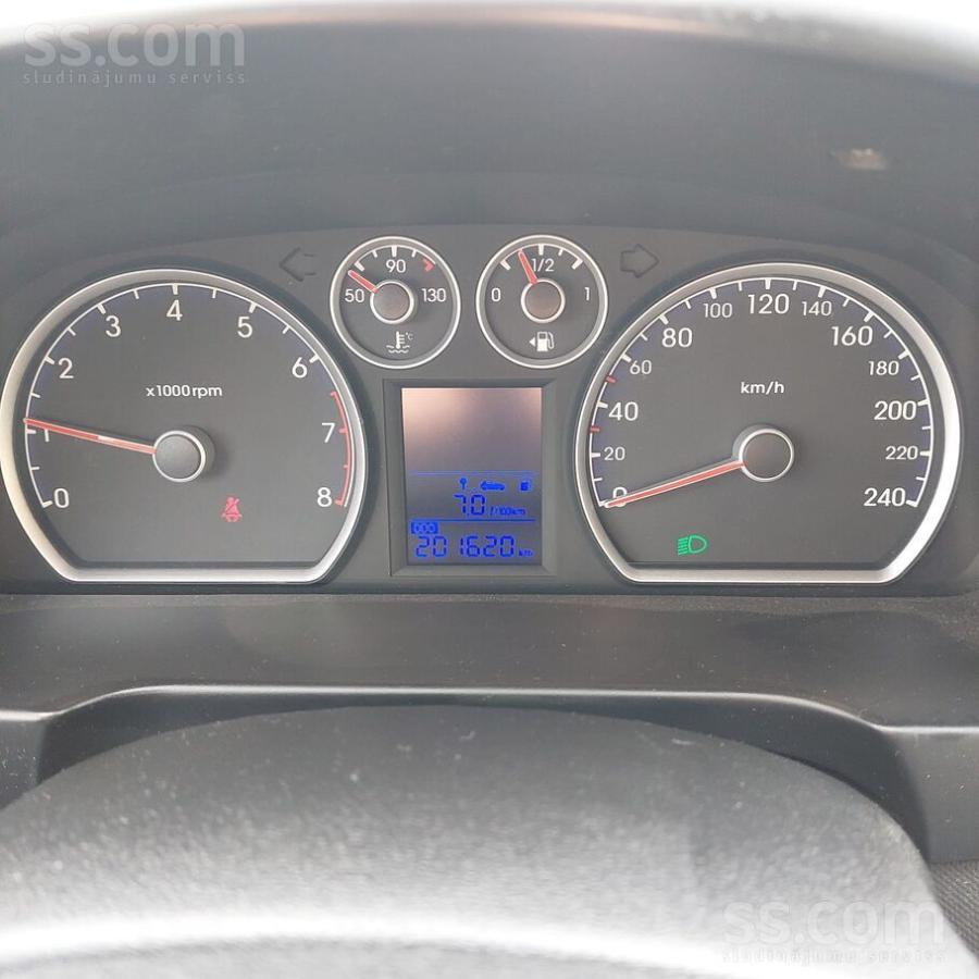 Серый Хендай i30 2010 в Рига, объемом двигателя 1.40 л и пробегом 201 тыс. км за 2250 €, фото 10 на AUTOMOTO.COM.LV