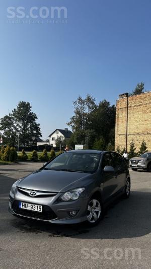 Grey Hyundai i30 2010 in Riga, with an engine capacity of 1.40 L and mileage of 197 thousand km for 2300 €, photo  on AUTOMOTO.COM.LV