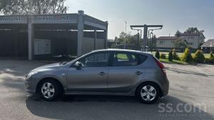Grey Hyundai i30 2010 in Riga, with an engine capacity of 1.40 L and mileage of 197 thousand km for 2300 €, photo 7 on AUTOMOTO.COM.LV
