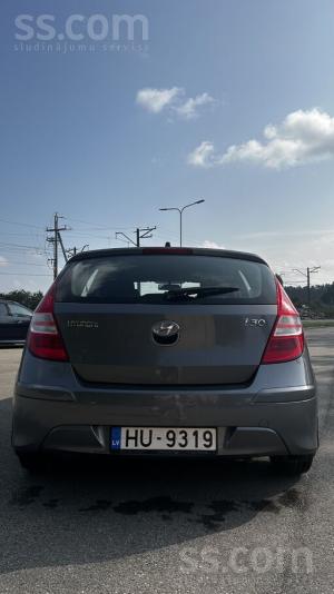 Grey Hyundai i30 2010 in Riga, with an engine capacity of 1.40 L and mileage of 197 thousand km for 2300 €, photo 9 on AUTOMOTO.COM.LV