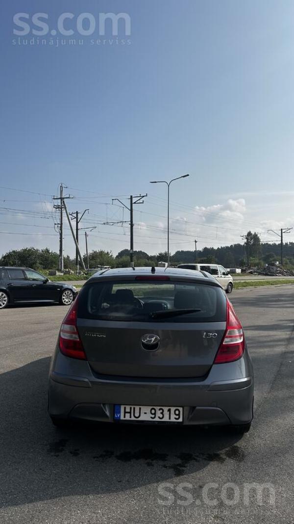 Серый Хендай i30 2010 в Рига, объемом двигателя 1.40 л и пробегом 197 тыс. км за 2300 €, фото 9 на AUTOMOTO.COM.LV