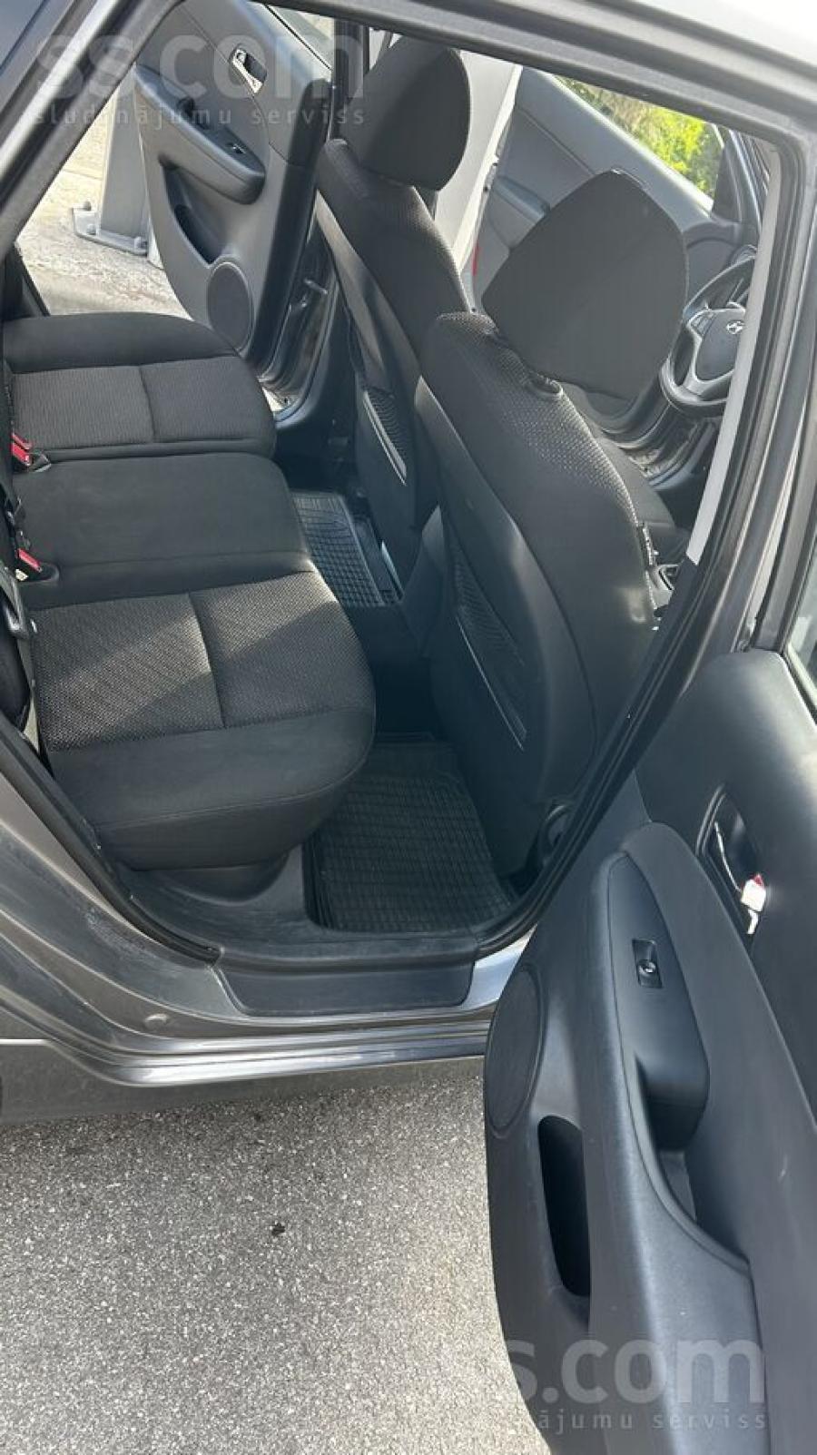 Grey Hyundai i30 2010 in Riga, with an engine capacity of 1.40 L and mileage of 197 thousand km for 2300 €, photo 18 on AUTOMOTO.COM.LV