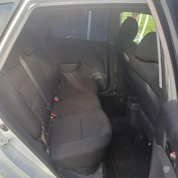 Pelēks Hyundai i30 2010 Viļņa, ar dzinēja tilpumu 1.40 L un nobraukumu 242 tūkst. km par 3000 €, foto 8 vietnē AUTOMOTO.COM.LV