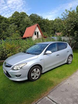 Pelēks Hyundai i30 2010 Šilutė, ar dzinēja tilpumu 1.58 L un nobraukumu 360 tūkst. km par 1600 €, foto  vietnē AUTOMOTO.COM.LV