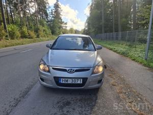 Grey Hyundai i30 2010 in Riga, with an engine capacity of 1.40 L and mileage of 291 thousand km for 950 €, photo  on AUTOMOTO.COM.LV