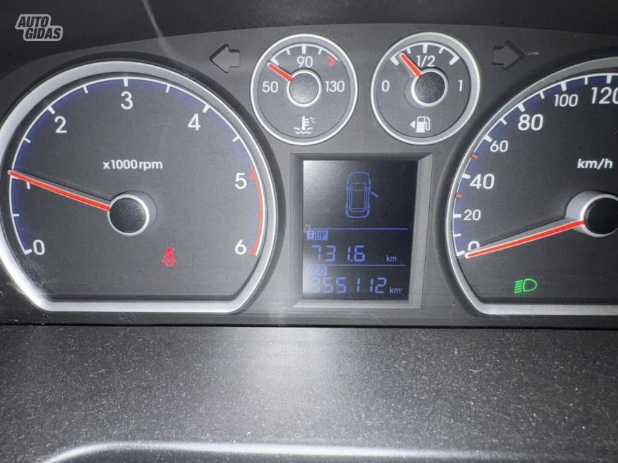 Grey Hyundai i30 2010 in Vilnius, with an engine capacity of 1.60 L and mileage of 350 thousand km for 650 €, photo 8 on AUTOMOTO.COM.LV