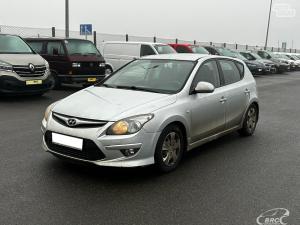 Pelēks Hyundai i30 2011 Avižieniai, ar dzinēja tilpumu 1.40 L un nobraukumu 189 tūkst. km par 1400 €, foto  vietnē AUTOMOTO.COM.LV
