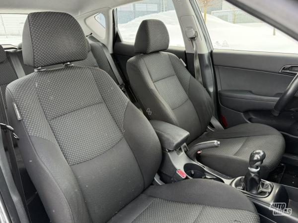Pelēks Hyundai i30 2011 Panevēža, ar dzinēja tilpumu 1.60 L un nobraukumu 295 tūkst. km par 1999 €, foto 10 vietnē AUTOMOTO.COM.LV