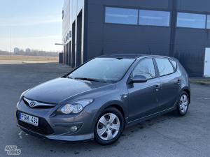 Grey Hyundai i30 2011 in Panevezys, with an engine capacity of 1.60 L and mileage of 295 thousand km for 1650 €, photo  on AUTOMOTO.COM.LV