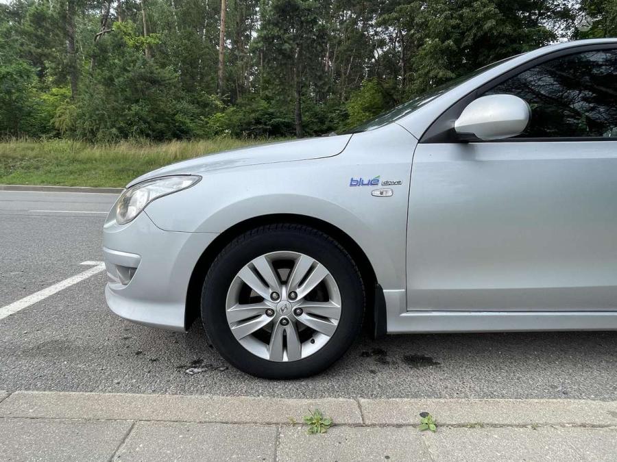 Серый Хендай i30 2011 в Вильнюс, объемом двигателя 1.40 л и пробегом 215 тыс. км за 2950 €, фото 8 на AUTOMOTO.COM.LV