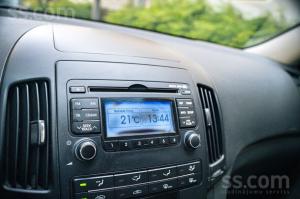Grey Hyundai i30 2011 in Riga, with an engine capacity of 1.40 L and mileage of 239 thousand km for 990 €, photo 9 on AUTOMOTO.COM.LV