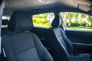 Grey Hyundai i30 2011 in Riga, with an engine capacity of 1.40 L and mileage of 239 thousand km for 990 €, photo 13 on AUTOMOTO.COM.LV