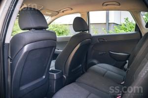 Grey Hyundai i30 2011 in Riga, with an engine capacity of 1.40 L and mileage of 239 thousand km for 990 €, photo 14 on AUTOMOTO.COM.LV