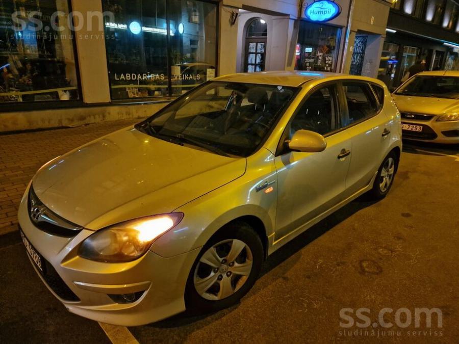 Grey Hyundai i30 2011 in Riga, with an engine capacity of 1.40 L and mileage of 197 thousand km for 1900 €, photo 5 on AUTOMOTO.COM.LV