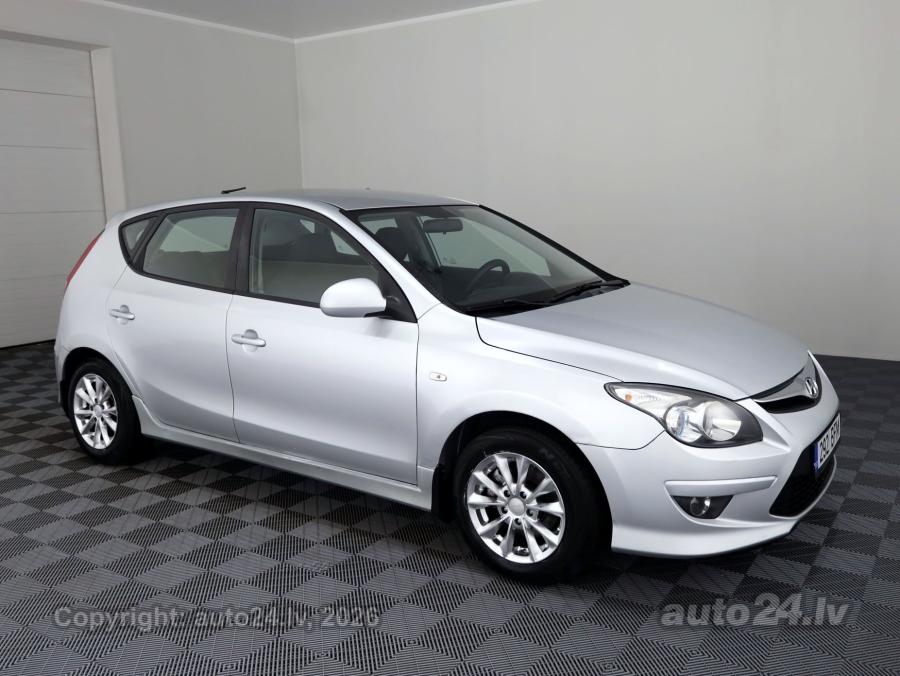 Серый Хендай i30 2011 в Таллин, объемом двигателя 1.40 л и пробегом 148 тыс. км за 1499 €, фото 1 на AUTOMOTO.COM.LV
