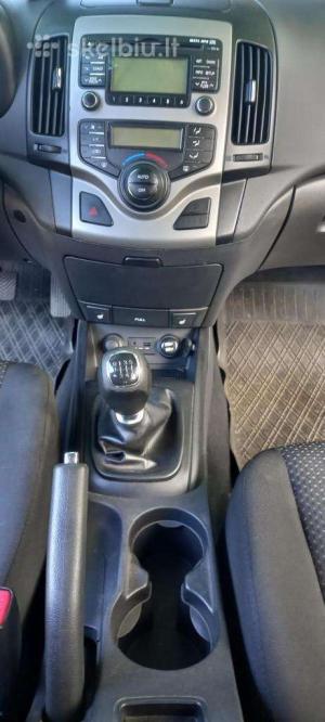 Pelēks Hyundai i30 2011 Marijampole, ar dzinēja tilpumu 1.60 L un nobraukumu 262 tūkst. km par 2900 €, foto 7 vietnē AUTOMOTO.COM.LV