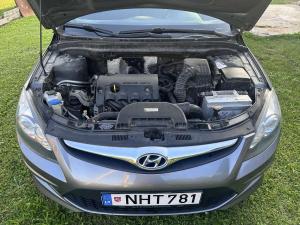 Grey Hyundai i30 2011 in Kaisiadorys, with an engine capacity of 1.40 L and mileage of 196 thousand km for 3300 €, photo  on AUTOMOTO.COM.LV