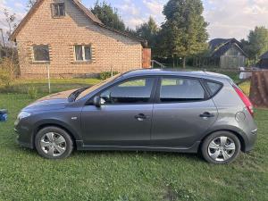 Grey Hyundai i30 2011 in Kaisiadorys, with an engine capacity of 1.40 L and mileage of 196 thousand km for 3300 €, photo 9 on AUTOMOTO.COM.LV