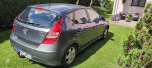 Grey Hyundai i30 2011 in Marijampole, with an engine capacity of 1.58 L and mileage of 220 thousand km for 1700 €, photo 3 on AUTOMOTO.COM.LV